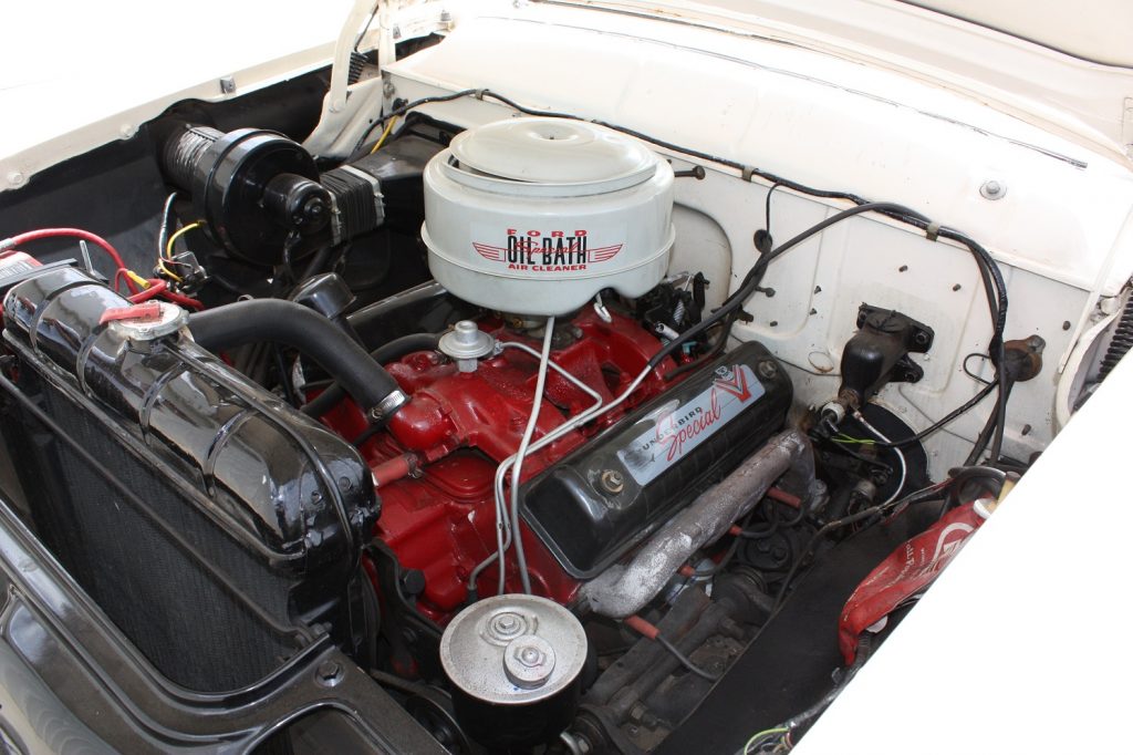 1955 Ford Fairlane Victoria - Joe's Golden Gasoline