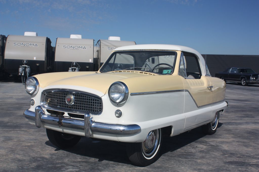 1961 Nash Metropolitan - Joe's Golden Gasoline