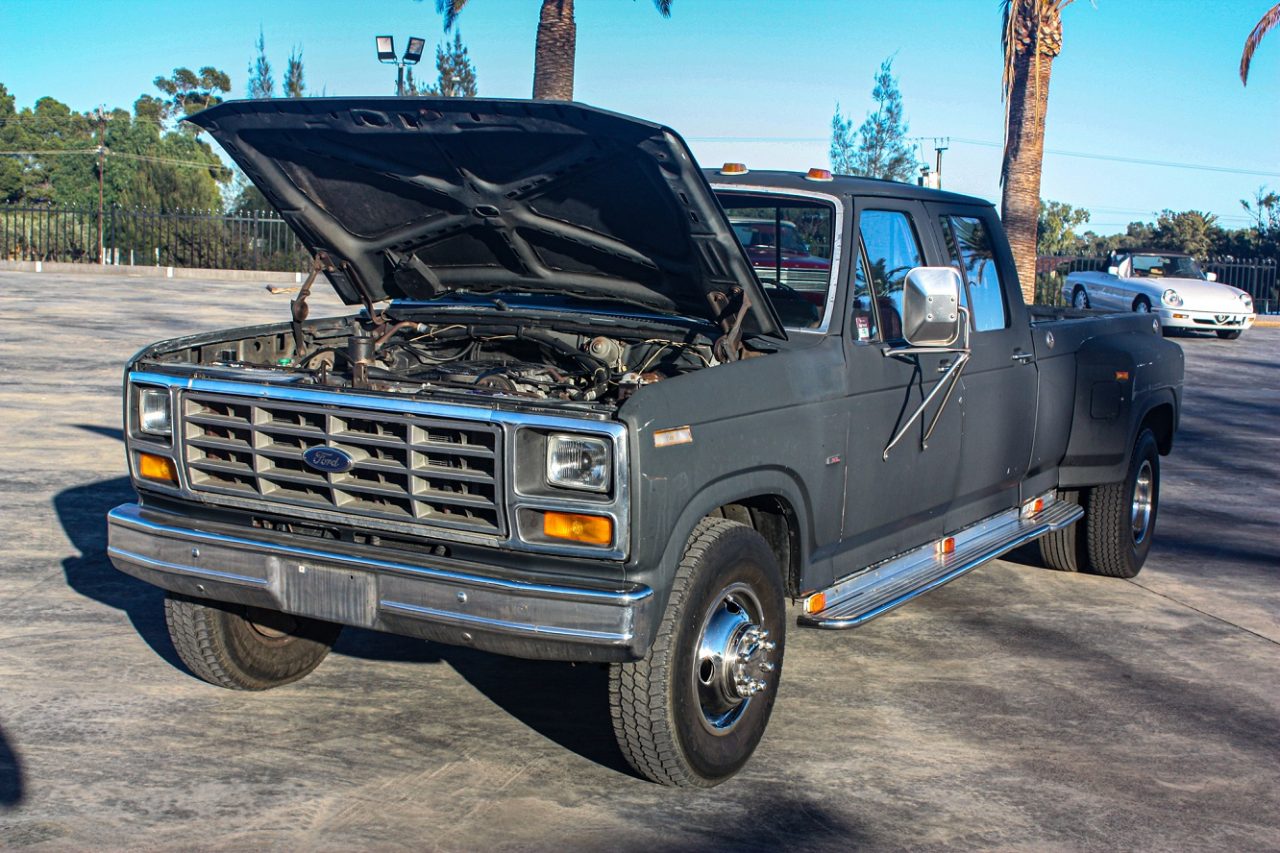 1986 Ford F350 - Joe's Golden Gasoline