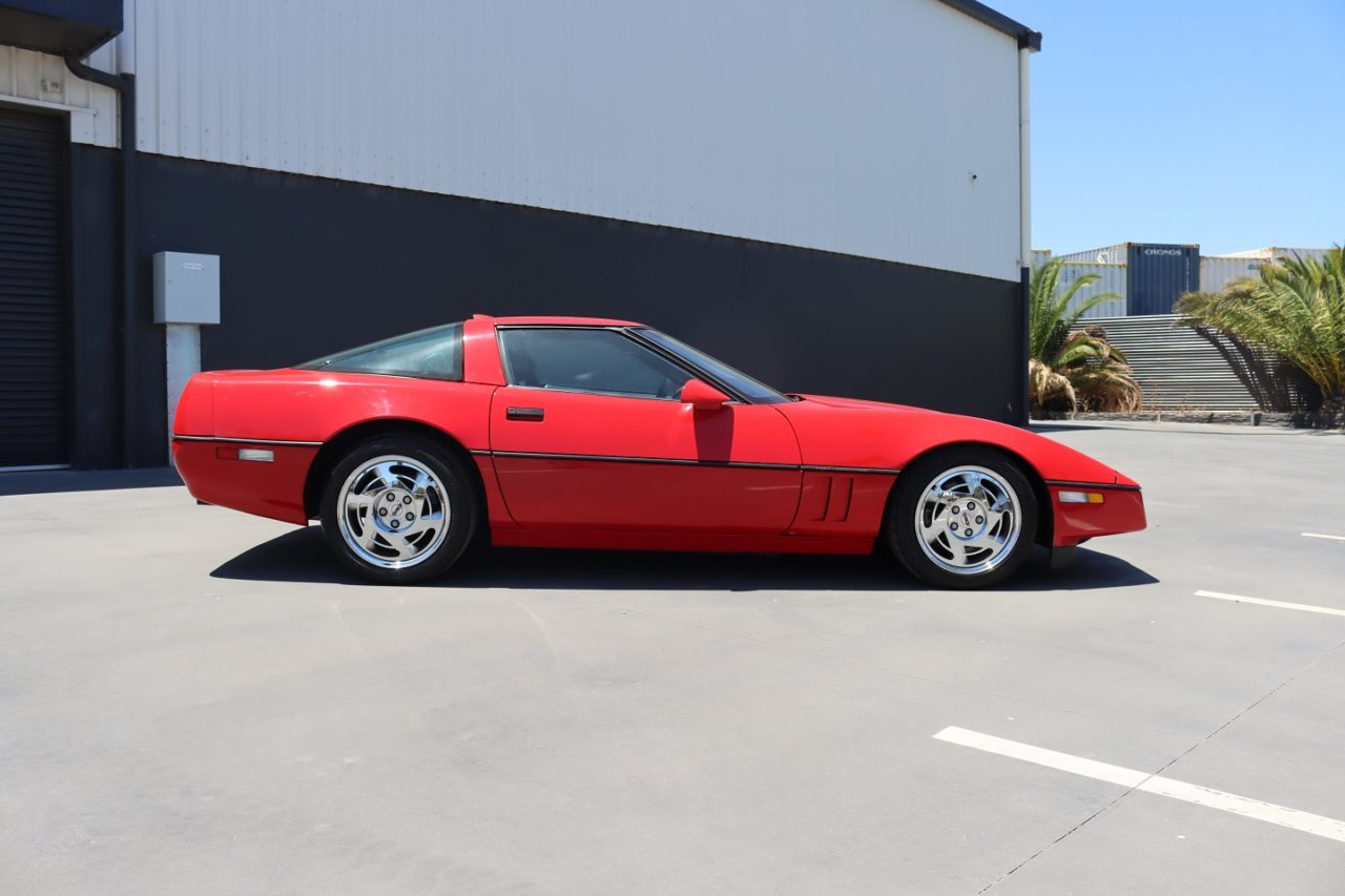 1990 Chevrolet Corvette ZR-1 - Joe's Golden Gasoline