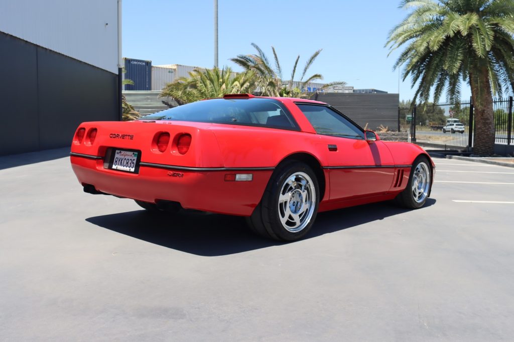 1990 Chevrolet Corvette ZR-1 - Joe's Golden Gasoline