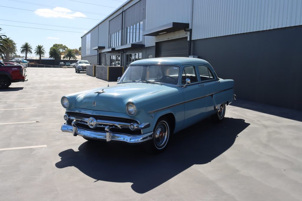 1954 Ford Customline - Joe's Golden Gasoline