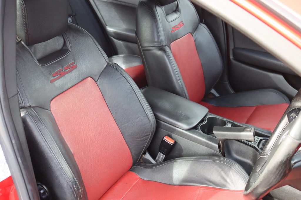 2007 Holden Commodore SSV - Joe's Golden Gasoline