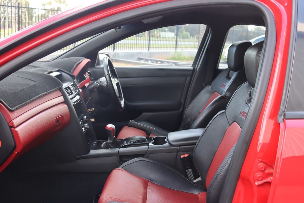 2007 Holden Commodore SSV - Joe's Golden Gasoline