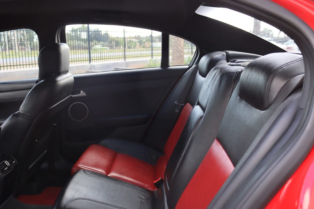 2007 Holden Commodore SSV - Joe's Golden Gasoline