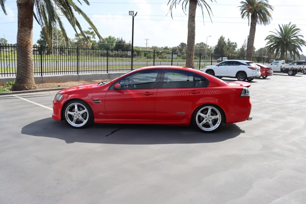 2007 Holden Commodore SSV - Joe's Golden Gasoline