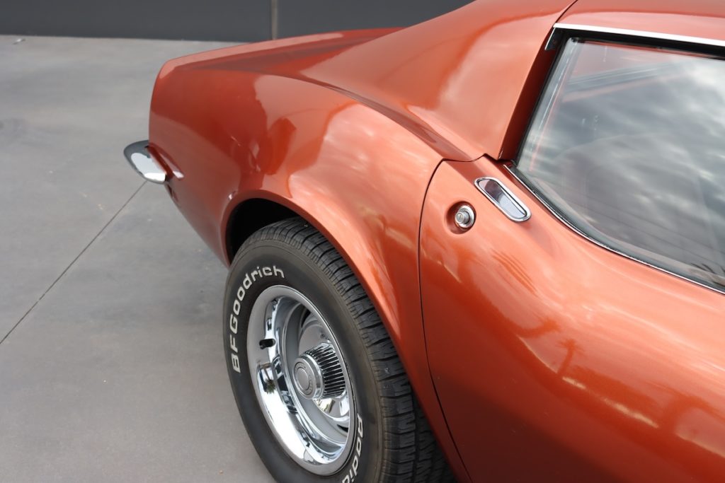 1968 Chevrolet Corvette 427 - Joe's Golden Gasoline